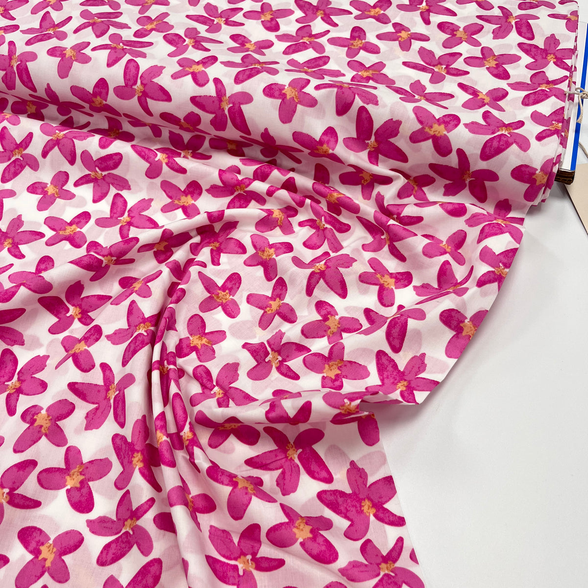 Petal pelette | Pima Cotton Lawn | White – BeyondThePinkDoor